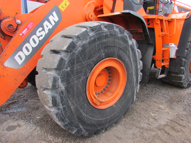 Doosan DL 550-3 10 m³ | Uwe Müller