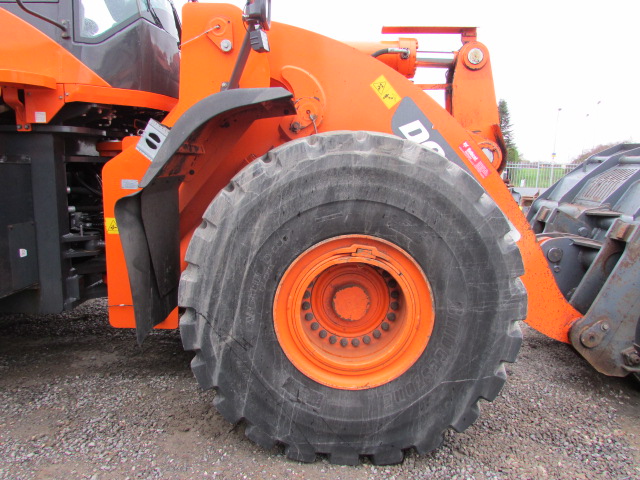 Doosan DL 550-3 10 m³ | Uwe Müller