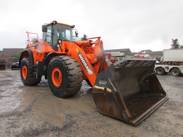 Doosan DL 550-3 4,5 m³ | Uwe Müller