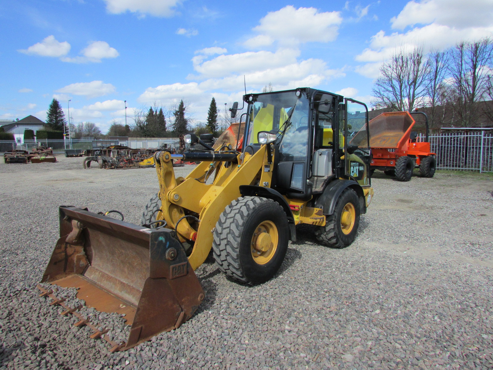 CAT 906 H2 | Uwe Müller