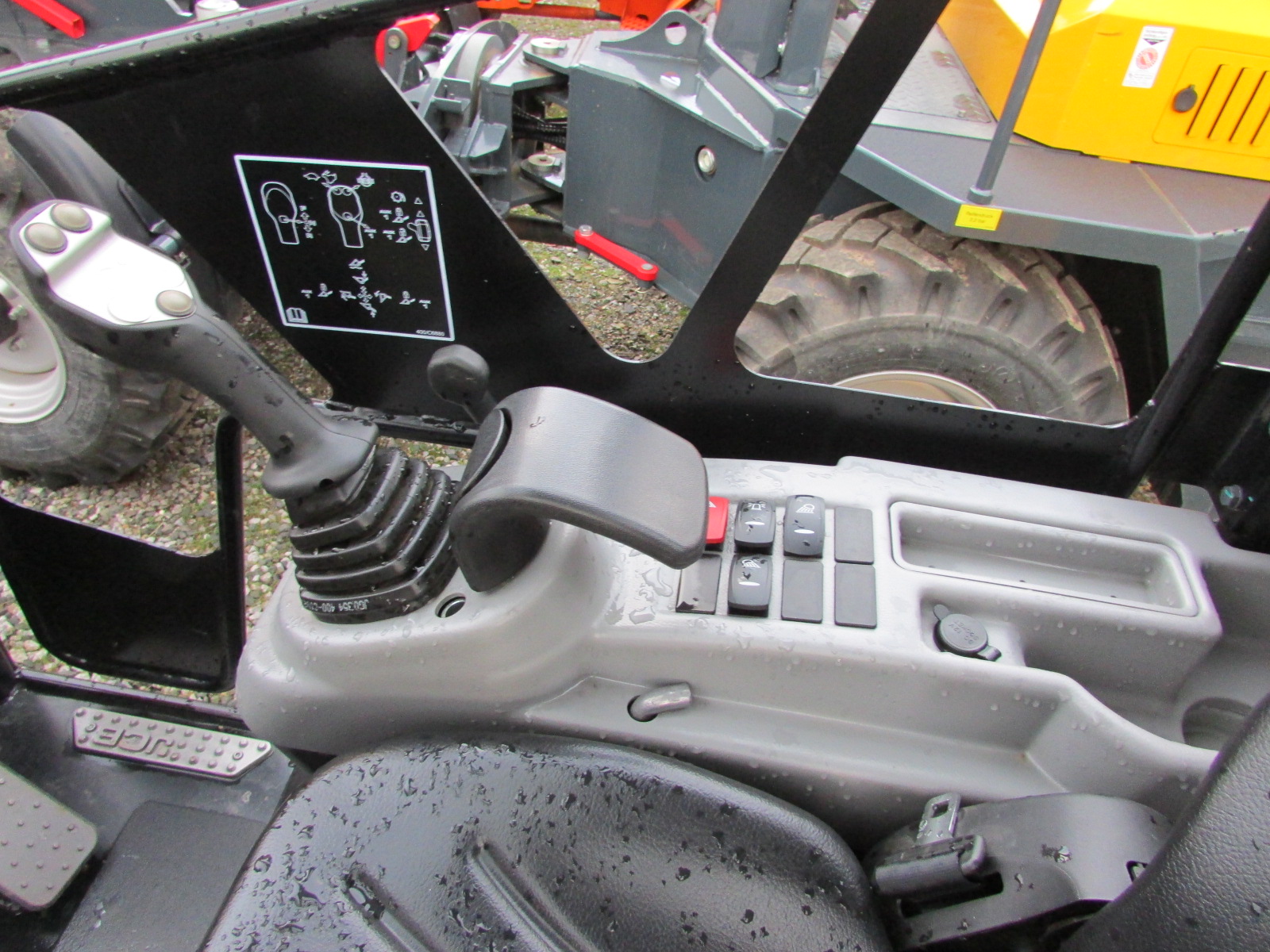 JCB 403 Agri | Uwe Müller