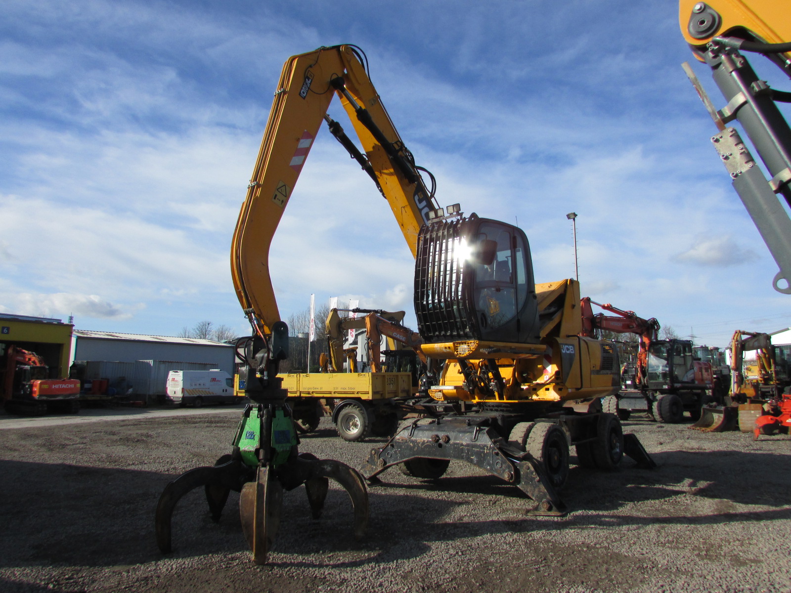 JCB JS 20 MH Umschlagbagger | Uwe Müller