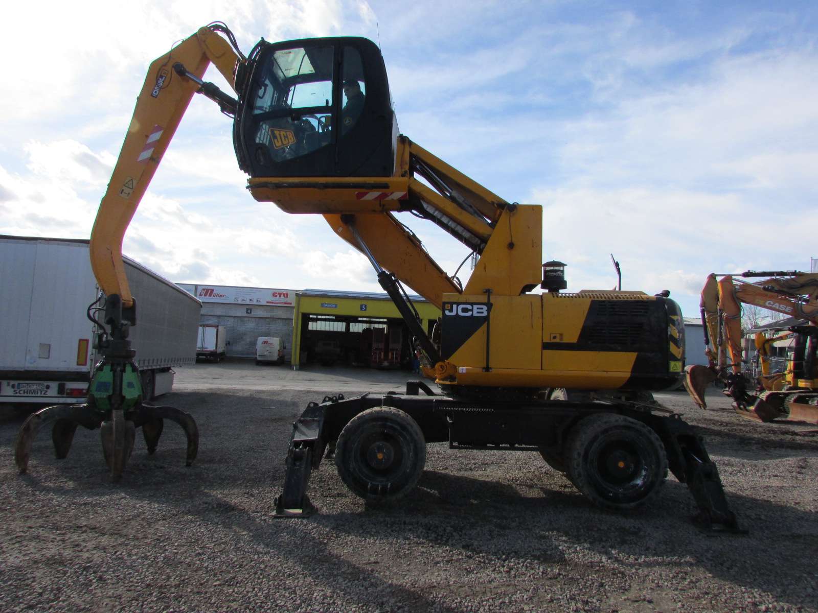 JCB JS 20 MH Umschlagbagger | Uwe Müller