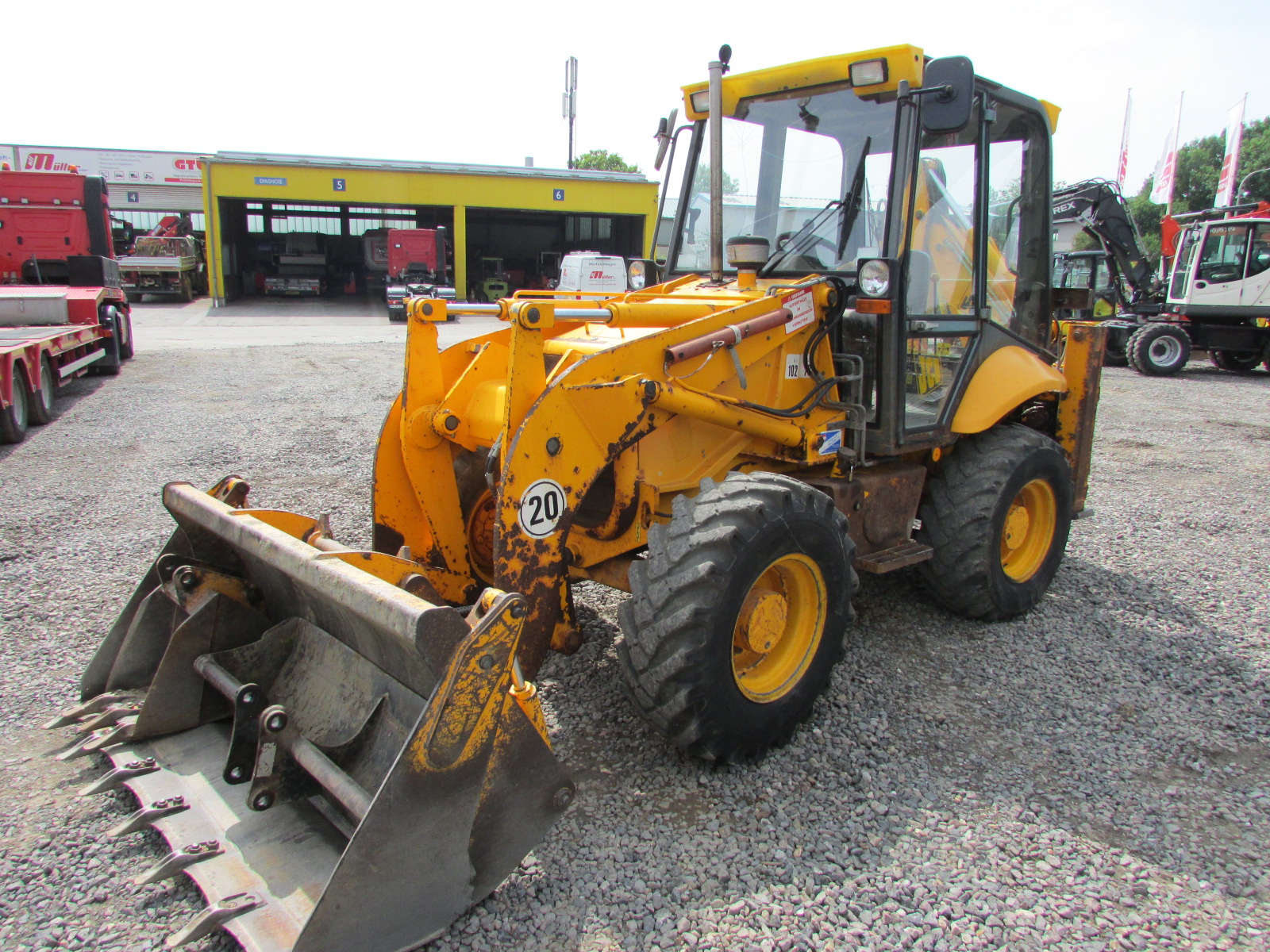 JCB 2CX Mehrzweckgerät | Uwe Müller