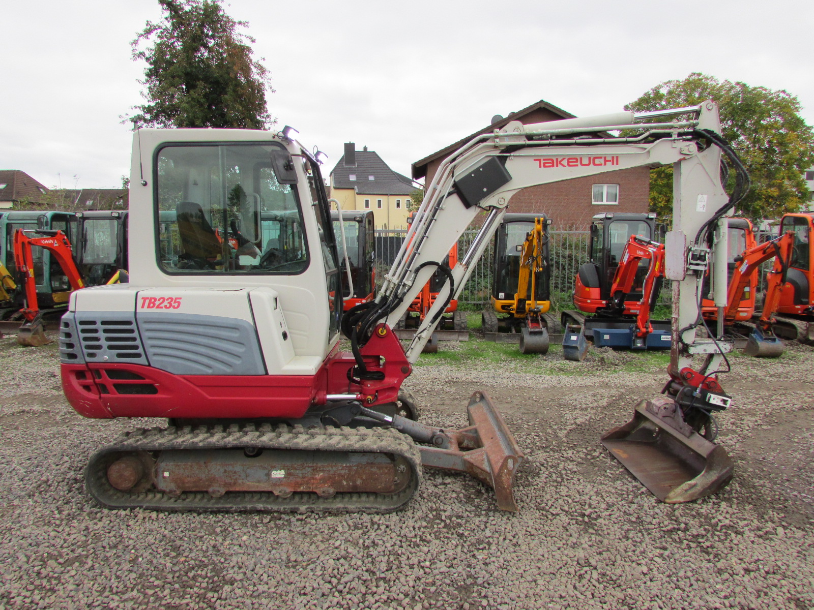 Takeuchi TB 235 | Uwe Müller